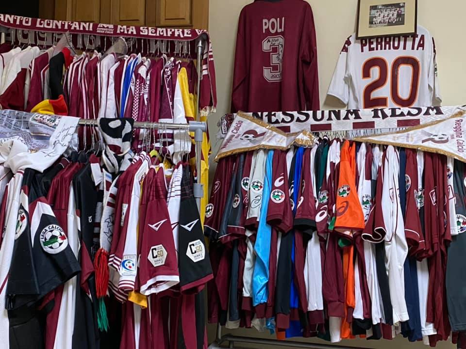 Il grande cuore di Nino Chirico. All’asta alcune maglie della sua ...